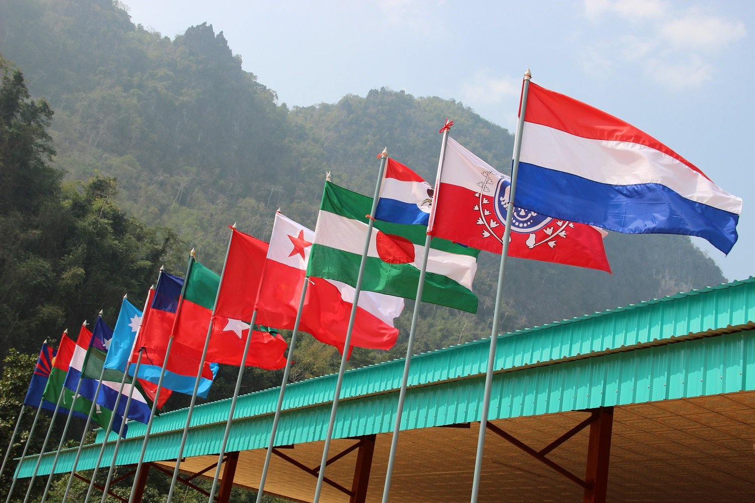 The Ethnic Alliances: it's rhetoric and substance in Burma's modern ...
